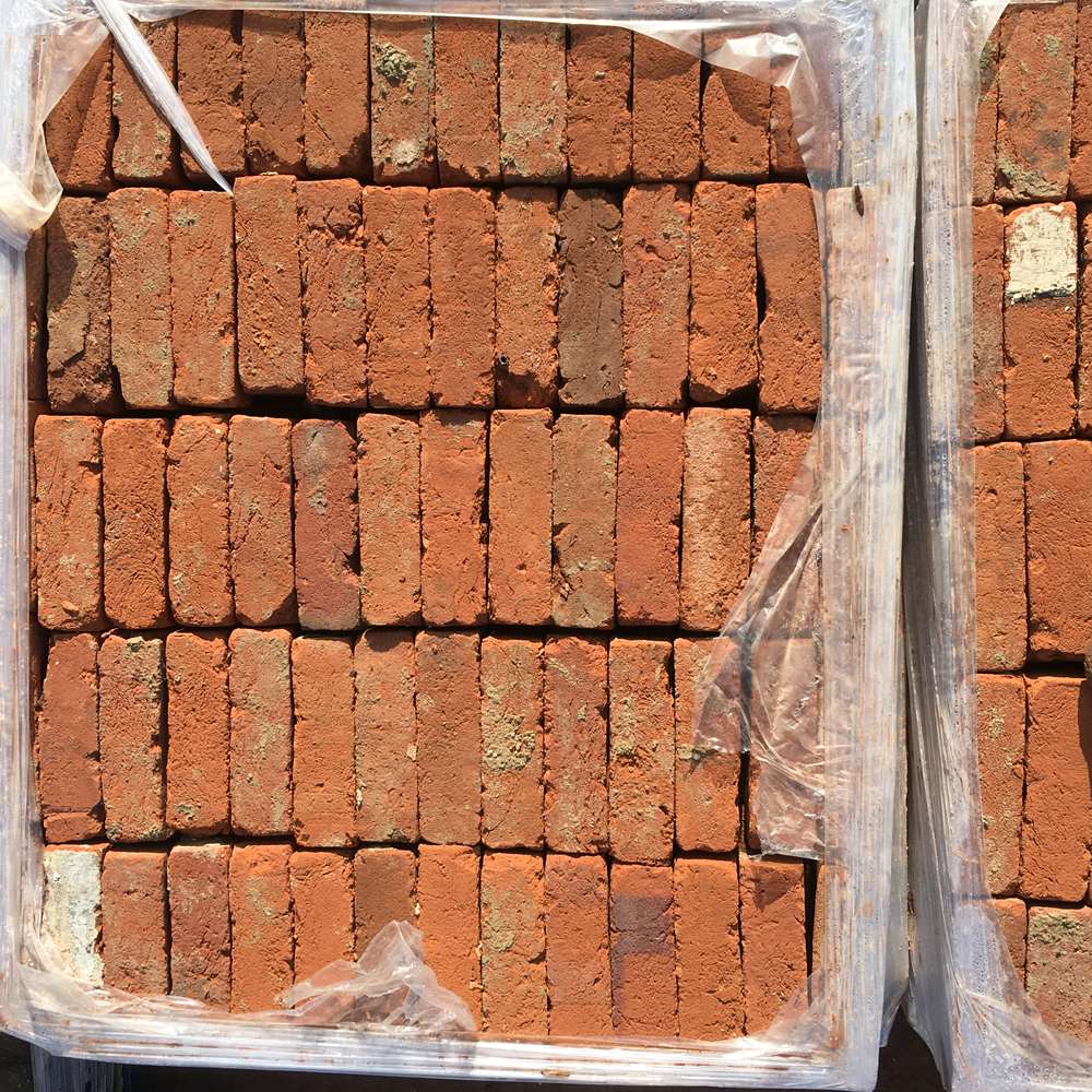 Reclaimed Red Handmade Bricks - Reclaimed Bricks & Yorkstone